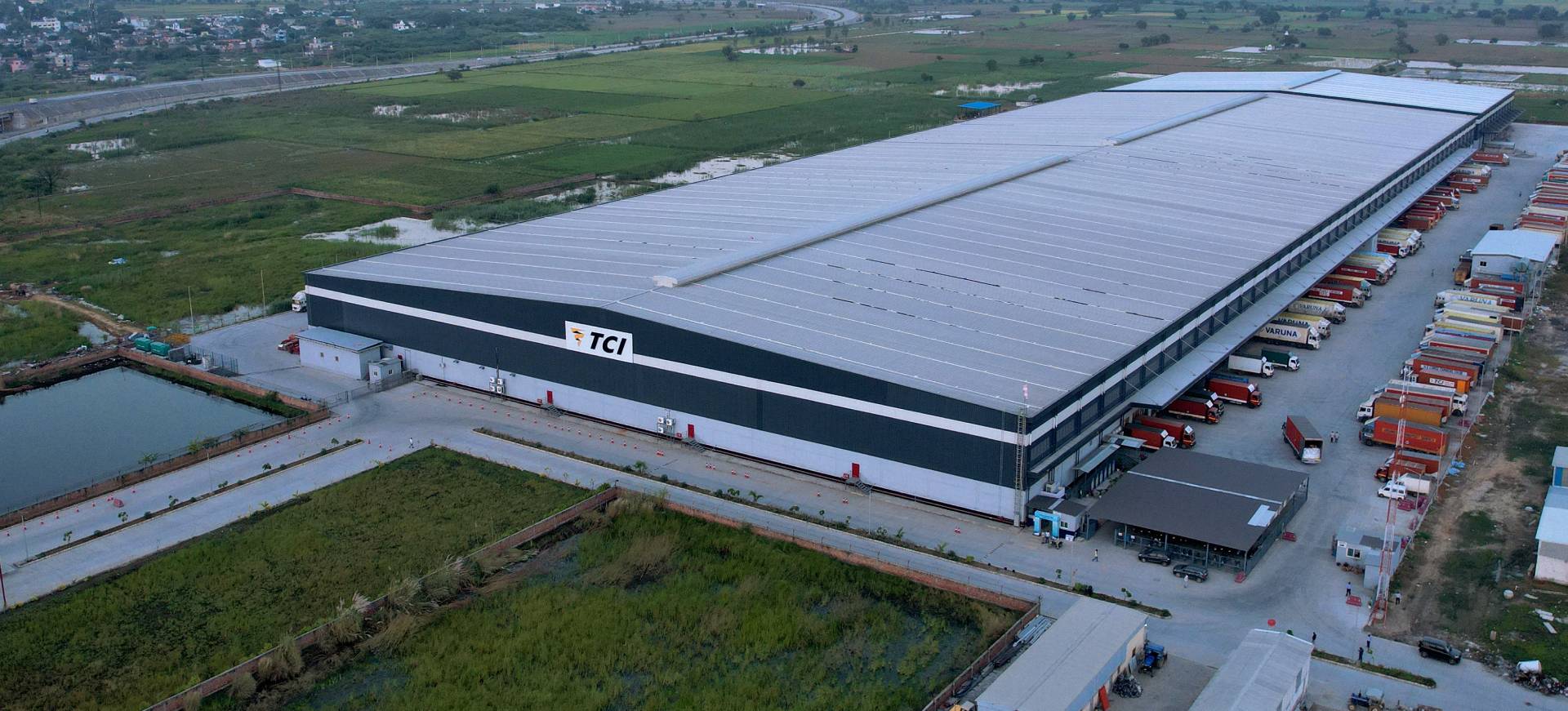 Structural Steel Solutions | Roofing, Cladding & PEB – MKS